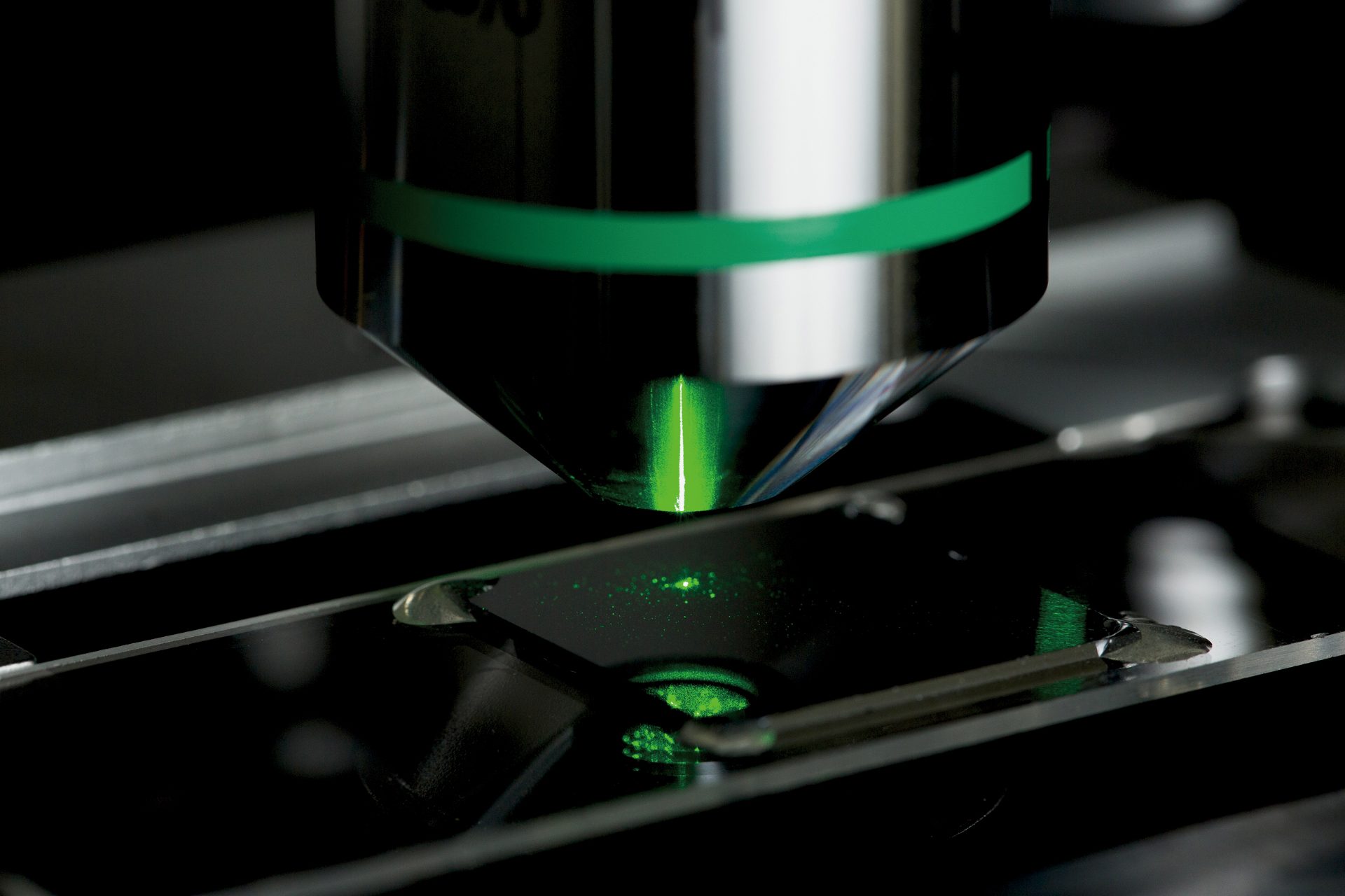 RAMANtouch Demonstration Video | Bruker