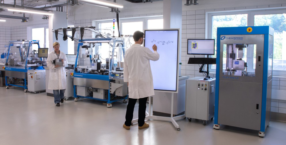 Automation & Digitalization for R&D / QC | Bruker