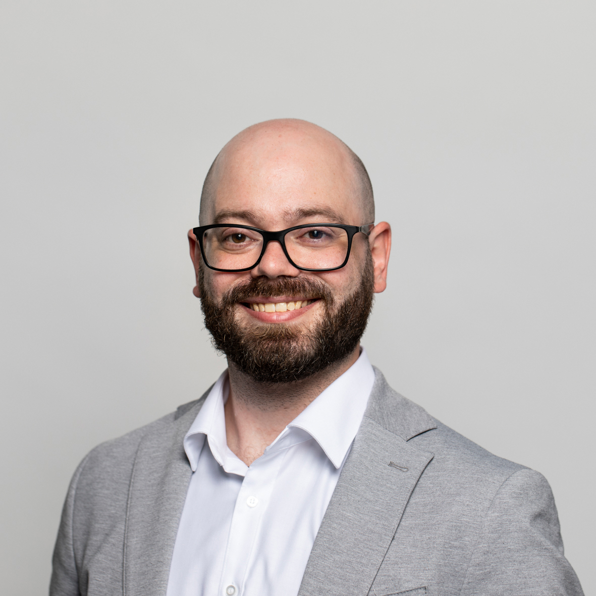 LabCast: A complete imaging solution with automated workflows using ...